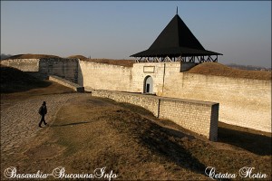 Cetatea Hotin – piatra de hotar la Nistru. Foto, Video, Harta, Istoric ...