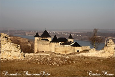 Cetatea Hotin – piatra de hotar la Nistru. Foto, Video, Harta, Istoric ...