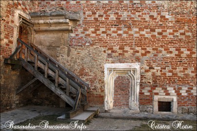 Cetatea Hotin – piatra de hotar la Nistru. Foto, Video, Harta, Istoric ...